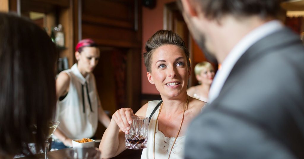 Tips for Dating Your Boss - AcceptMyLove.com